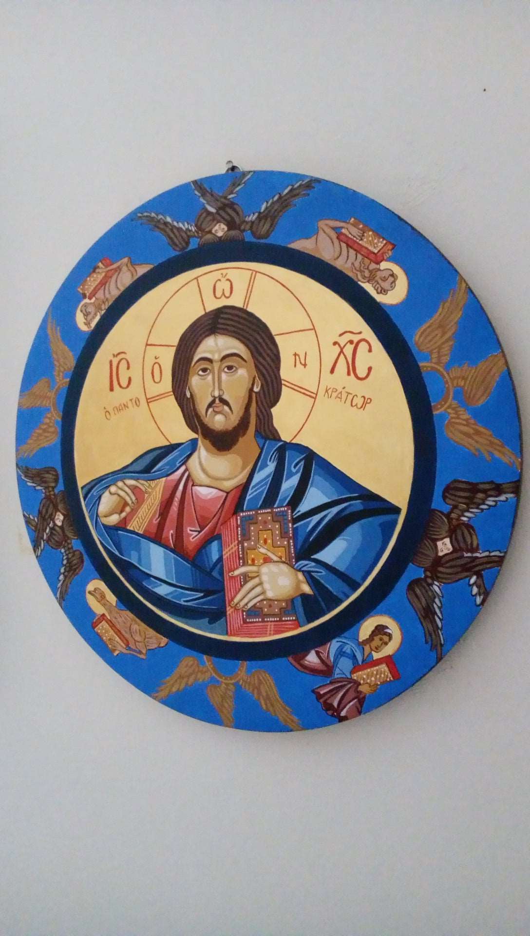 Handpainted round icon Jesus Christ Pantokrator – HandmadeIconsGreece